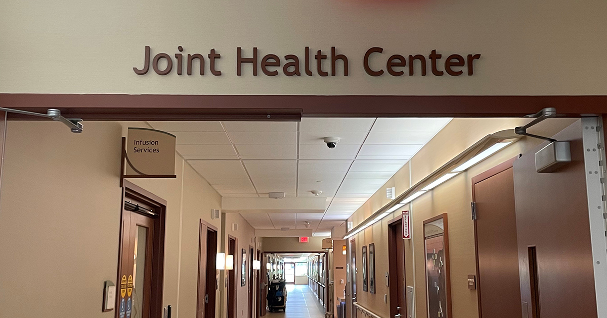 High Performing Awarded to Hip, Knee Replacements at Sauk Prairie ...